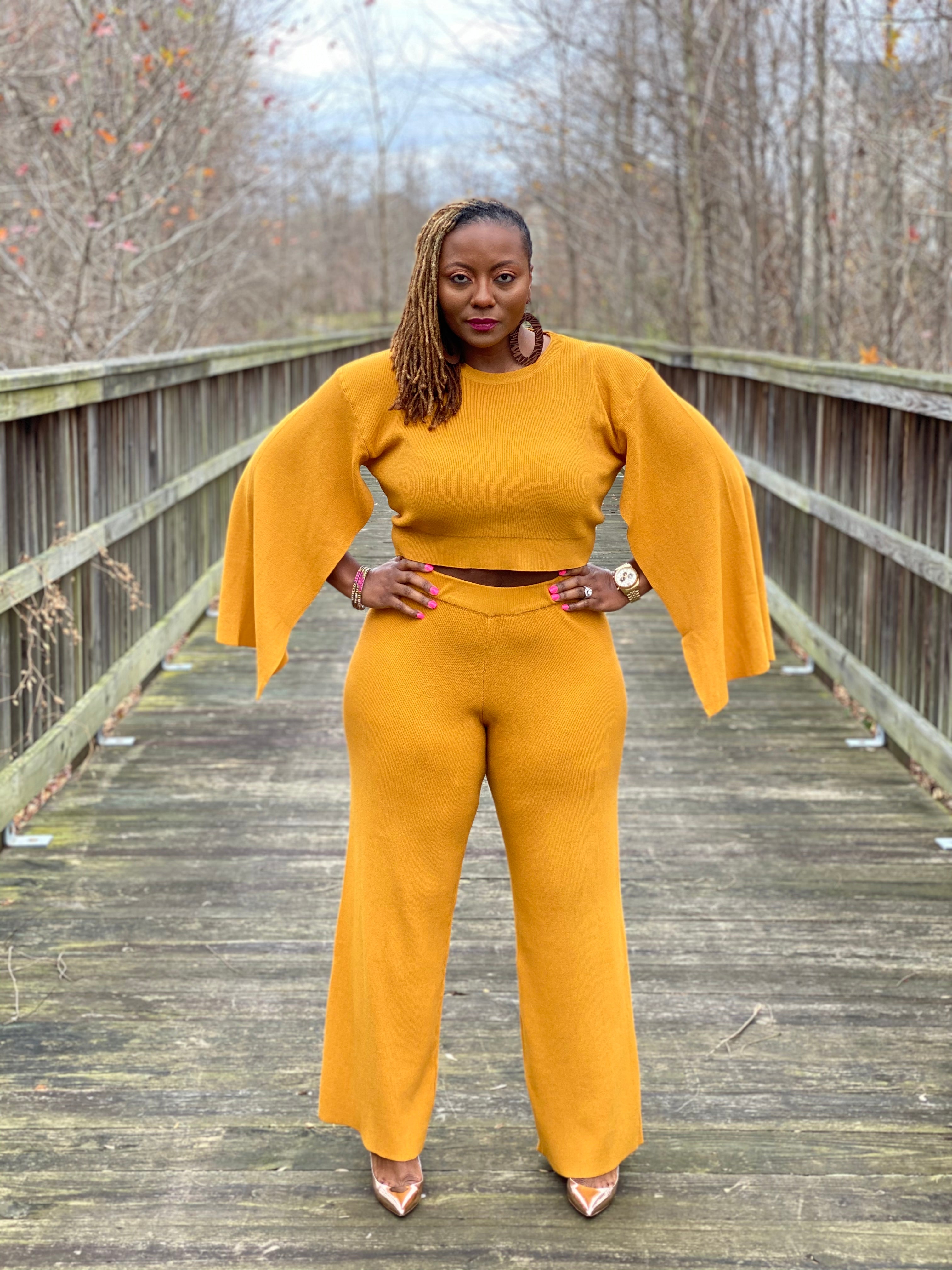 Split Cape Sleeve Set – Chic Essentials Boutique